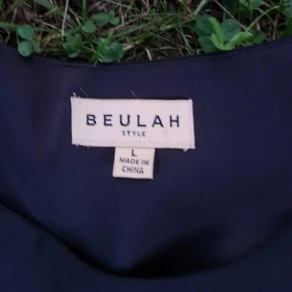 Beulah | Tops | Beulah Style Black Scoop Neck Blouse Giant Pocket ...